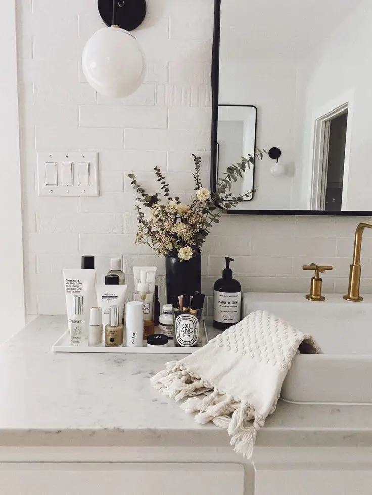 25 Bathroom Counter Decor Ideas! (Stylish And Functional) - hip&home